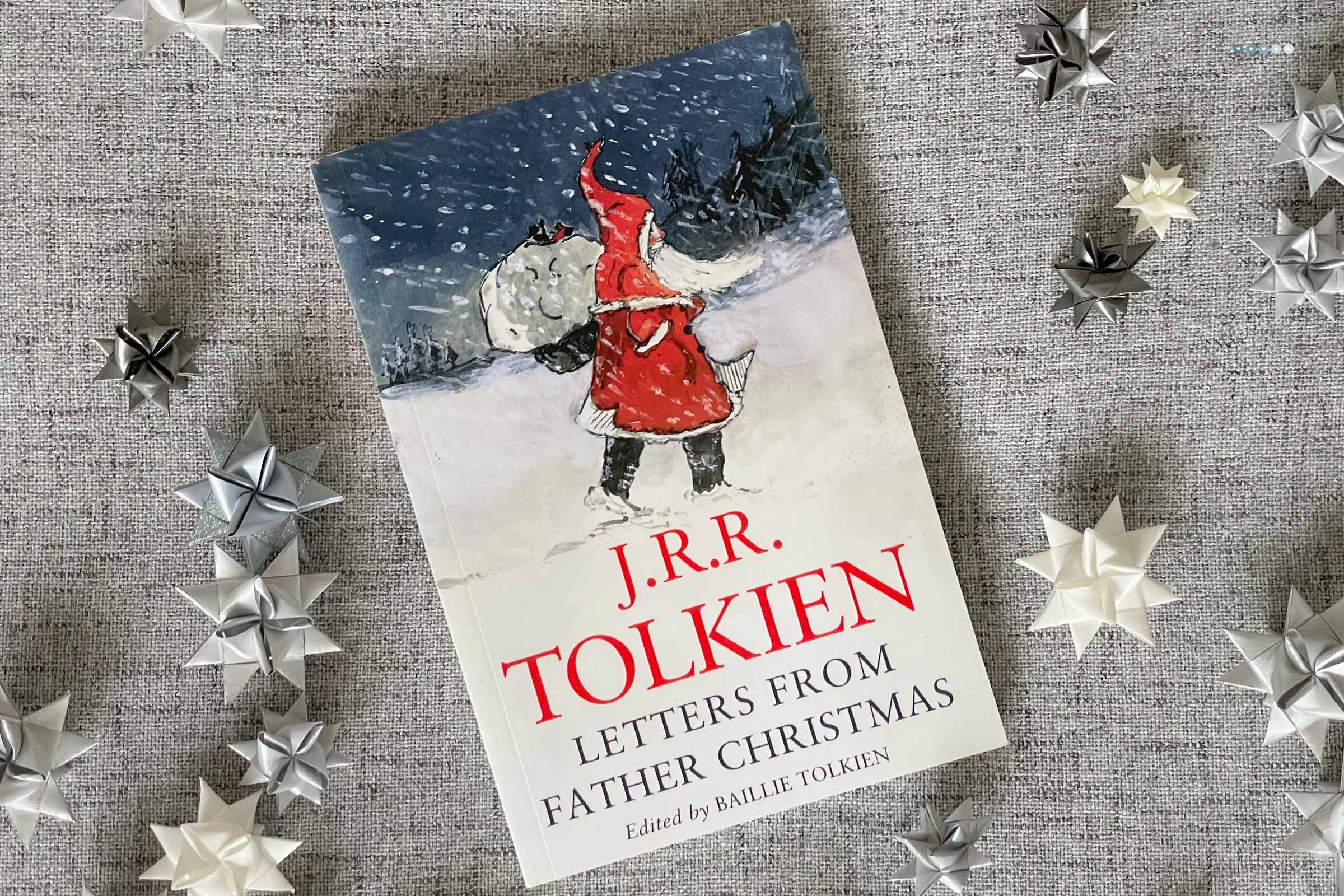 My Christmas Book Collection – craftaliciousme